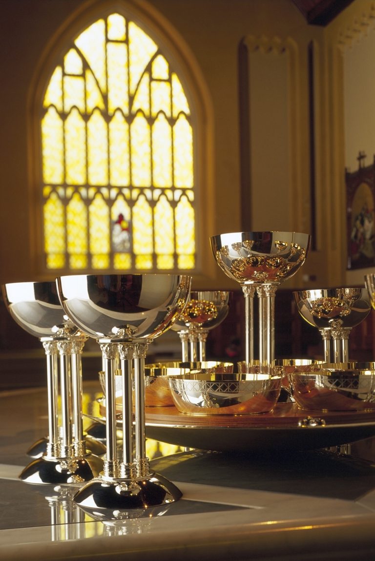 Flynn Silver Communion Vessels - Australian Catholic Liturgical Art