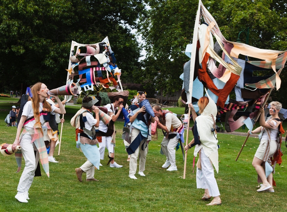LITURGICAL BANNERS: Religious Processions - Australian Catholic ...